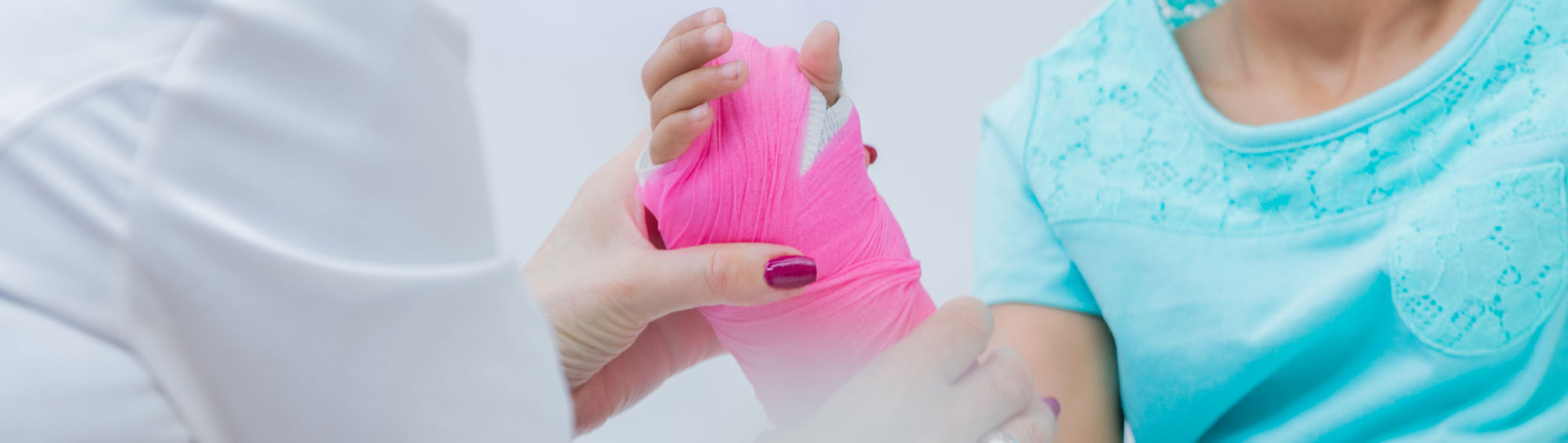 Cast Care for our Patients | ORA Orthopedics | Quad Cities