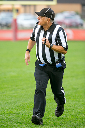 QC Referee Scores Two New Knees | ORA Orthopedics