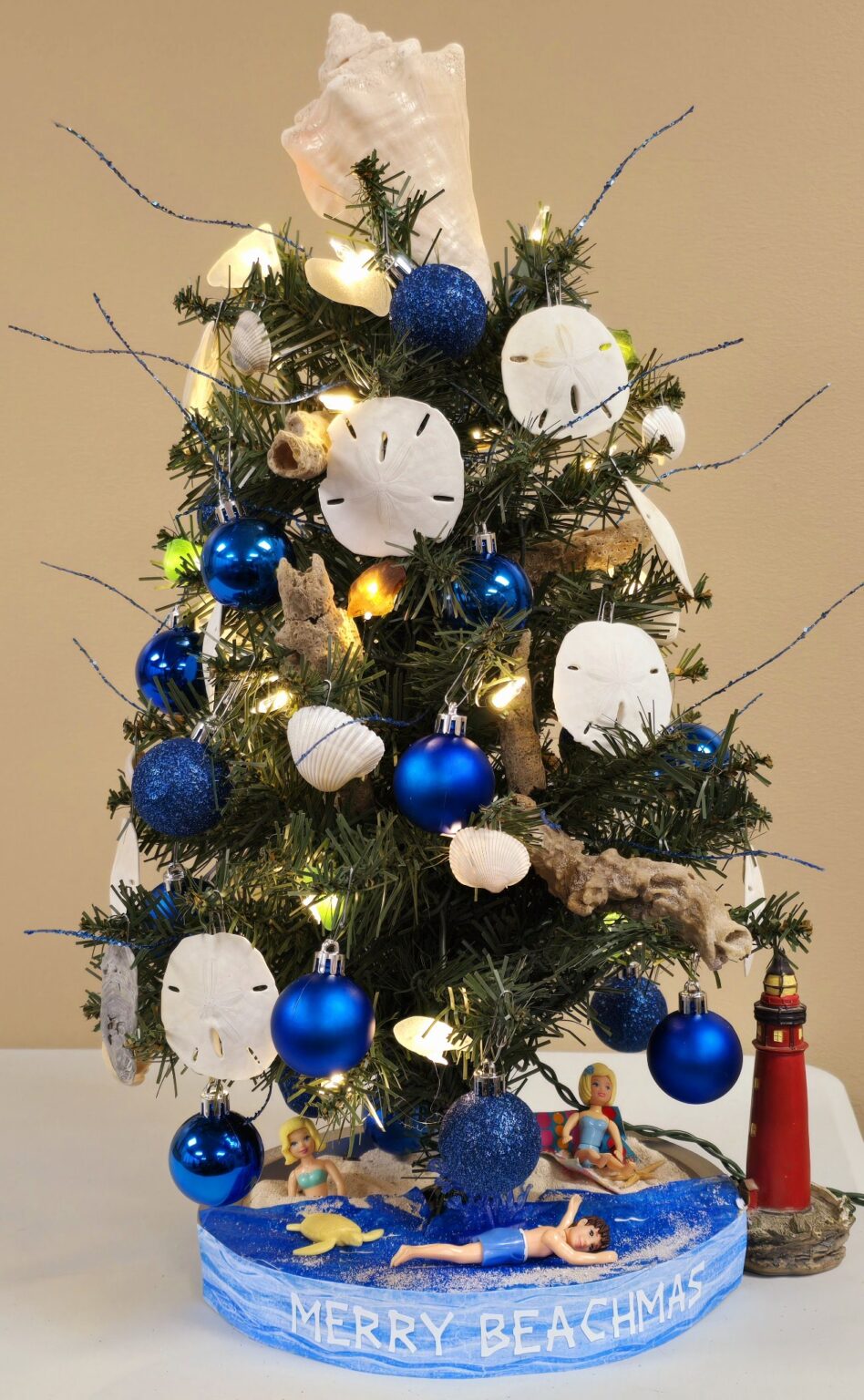 Mini Christmas Tree Decorating Contest - ORA Orthopedics